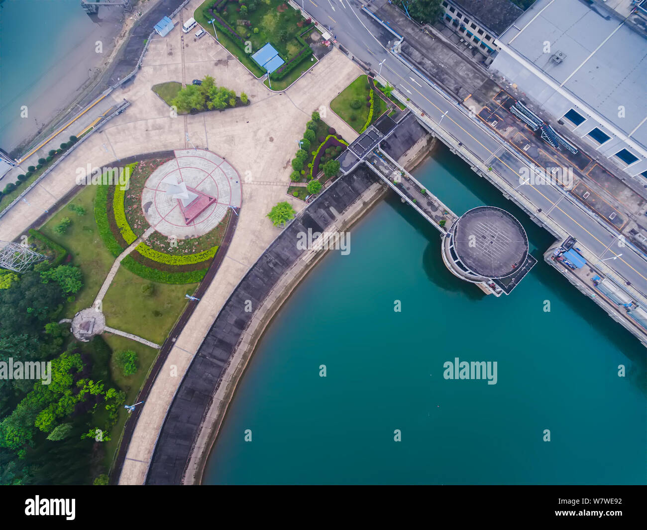 Aerial view of the Gezhouba Dam on the Yangtze River in Yichang city ...