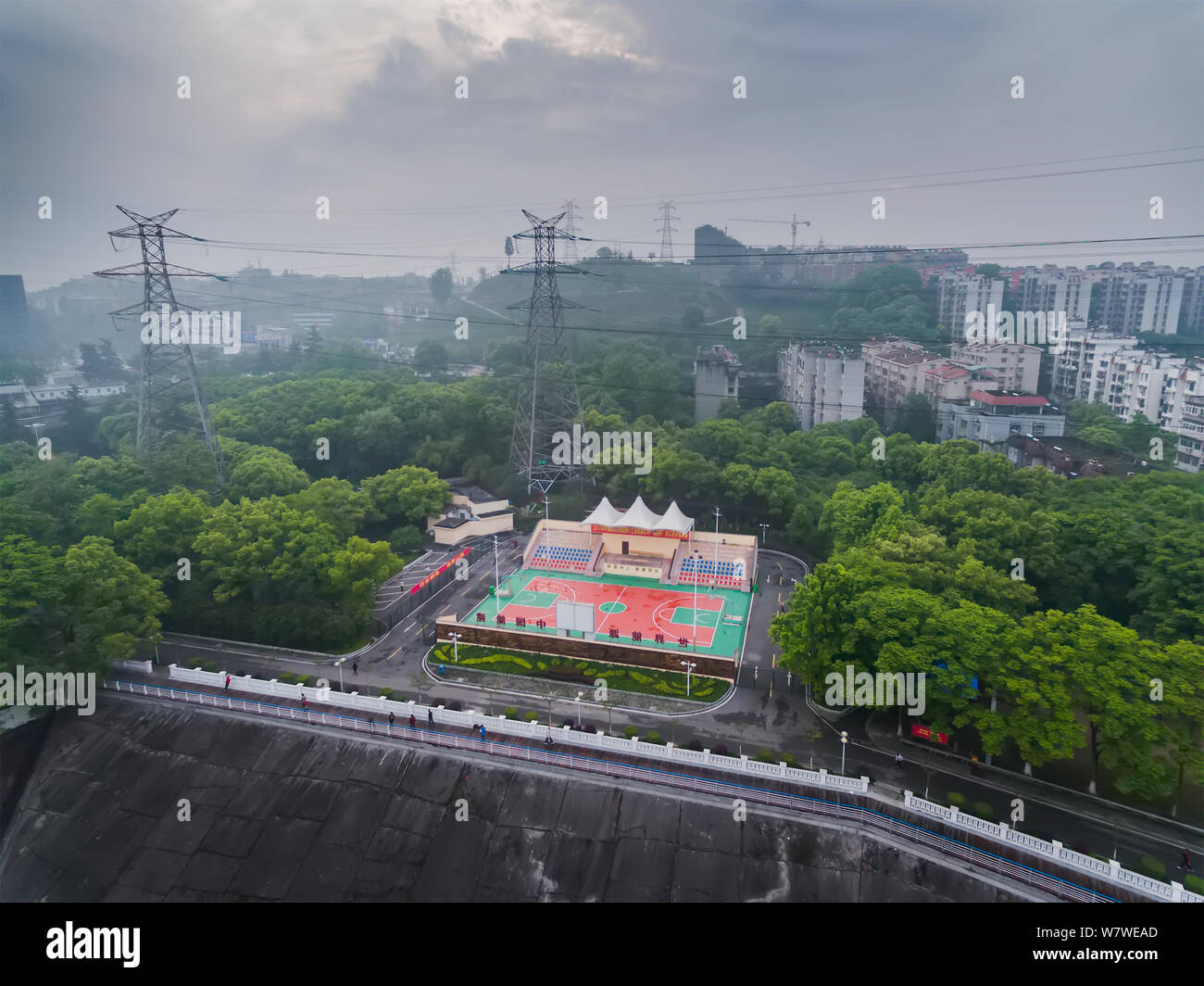 Aerial view of the Gezhouba Dam on the Yangtze River in Yichang city ...