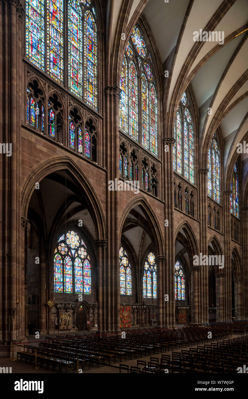 Straßburger Münster, Cathédrale Notre-Dame de Strasbourg, Innenraum ...