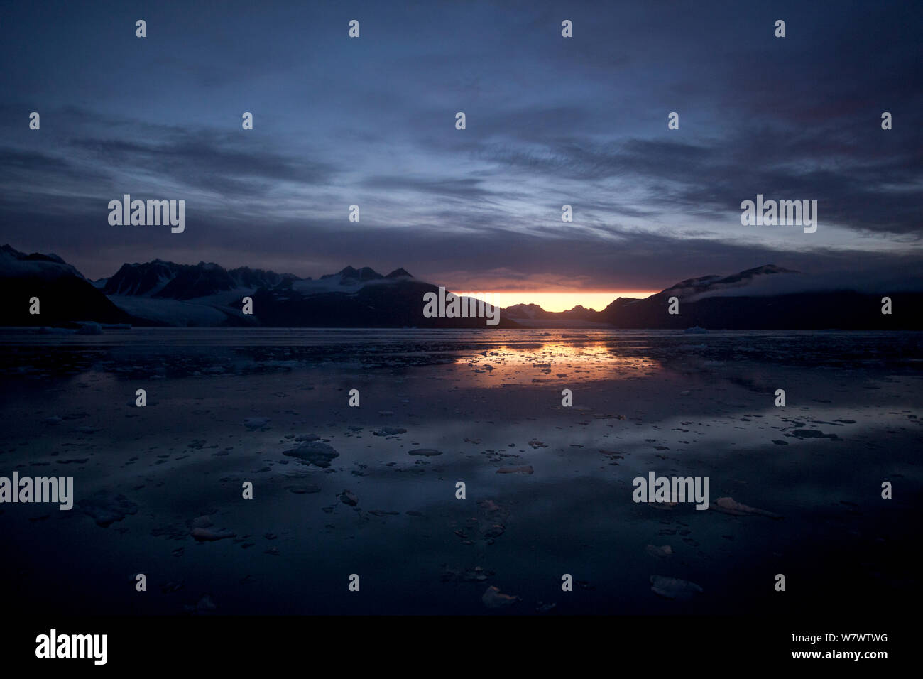 Sunset over Liefdefjorden, Svalbard, Norway, September Stock Photo - Alamy