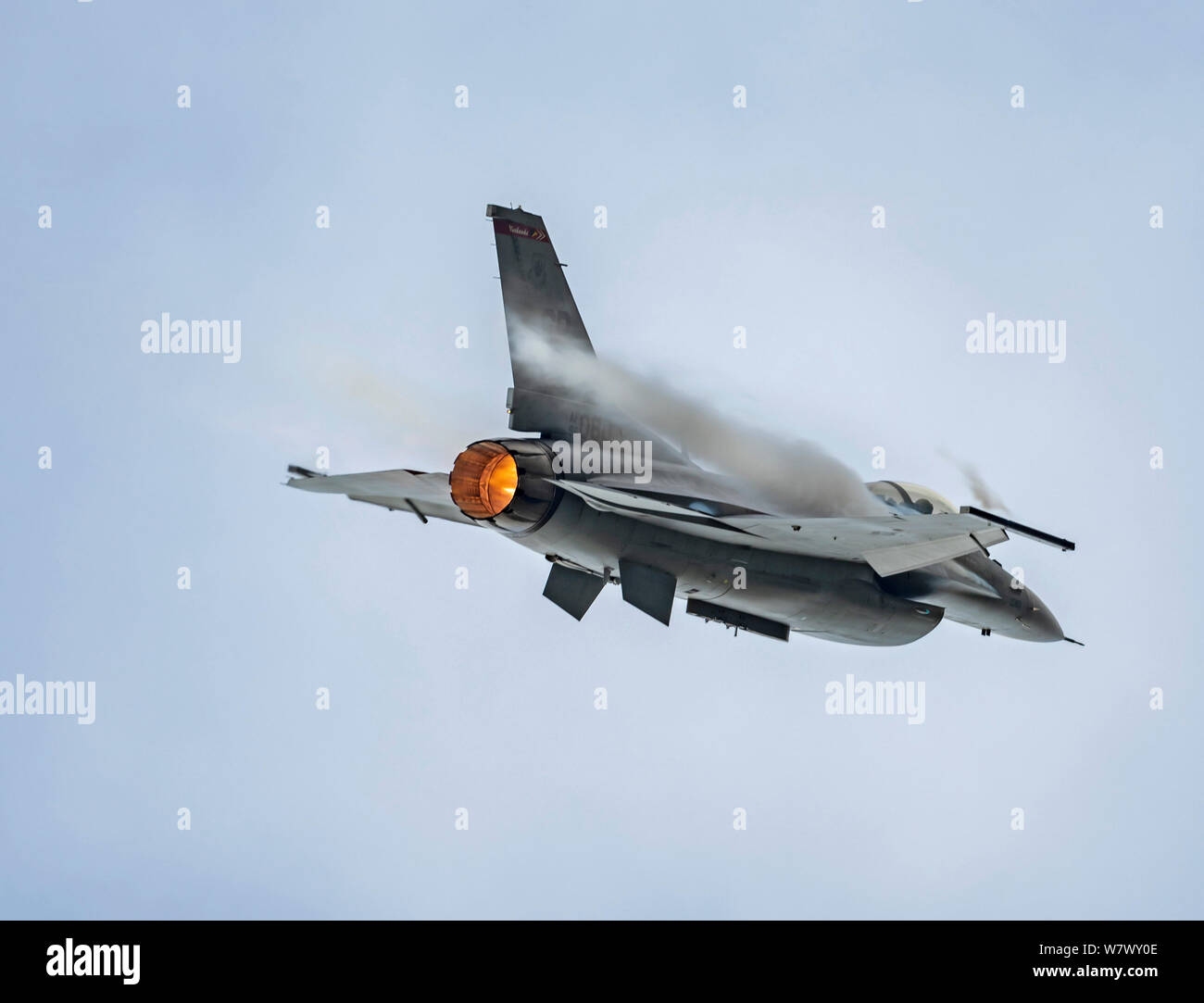 F 16 viper demonstration team hi-res stock photography and images - Alamy