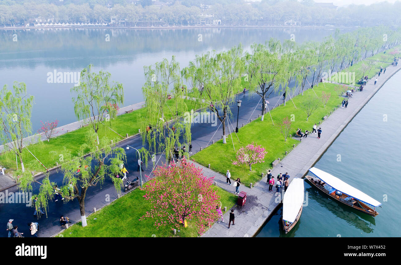 China Hangzhou West Lake Bai Causeway High Resolution Stock Photography ...