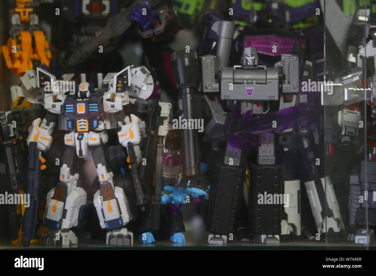 Collections of model Transformers collected by Chinese fan Wang Geng ...