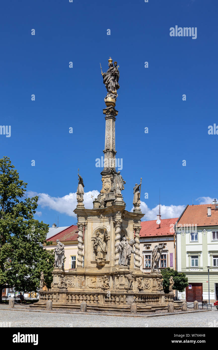 Mariánský sloup, Masarykovo náměstí, Uničov, Olomoucký kraj, Morava ...