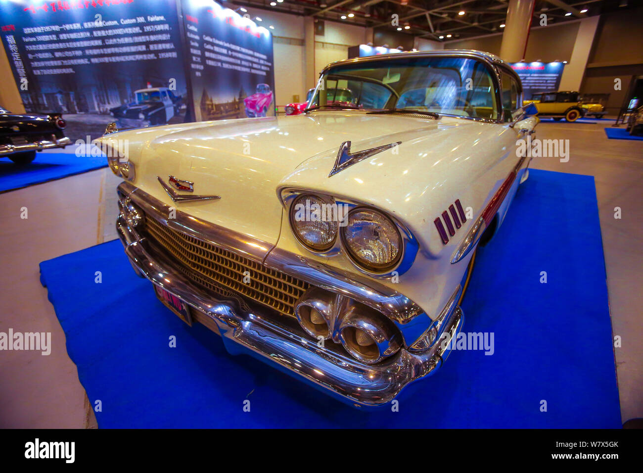 Chinese old vehicles hi-res stock photography and images - Alamy