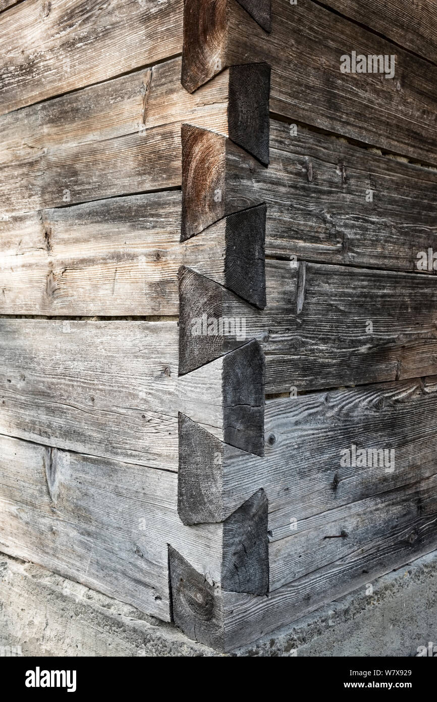 Dovetail joints hi-res stock photography and images - Alamy