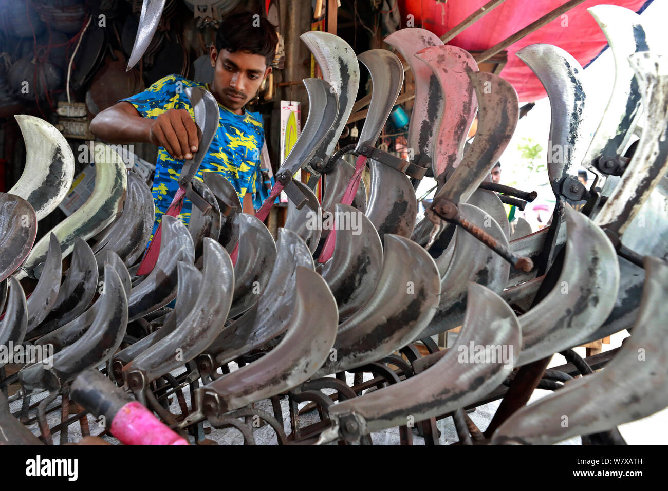 Karwan bazaar hi-res stock photography and images - Alamy