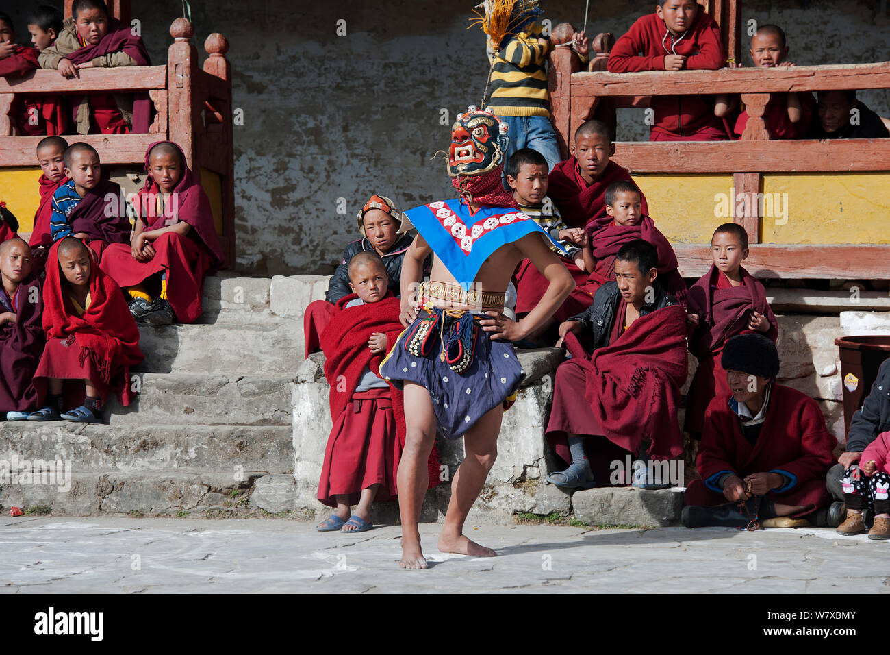 Dance with daggers hi-res stock photography and images - Alamy