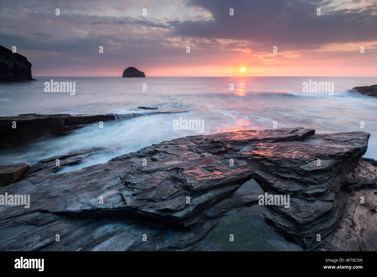 High tide at Trebarwith Strand at sunset, North Cornwall, UK. May 2013 ...