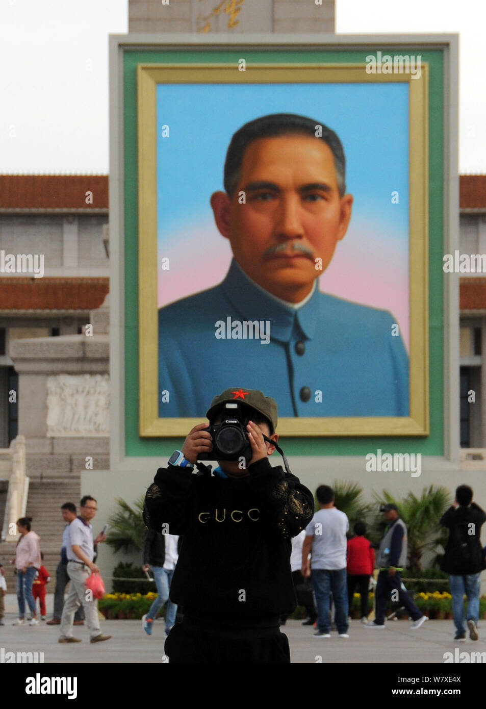 Sun yat sen portrait hi-res stock photography and images - Alamy