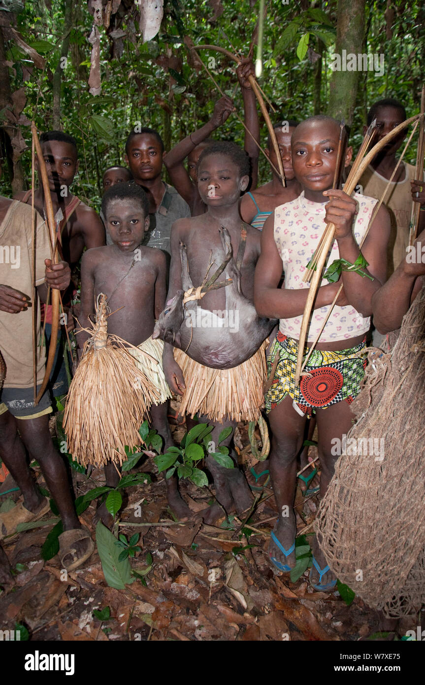 Mbuti people food hi-res stock photography and images - Alamy