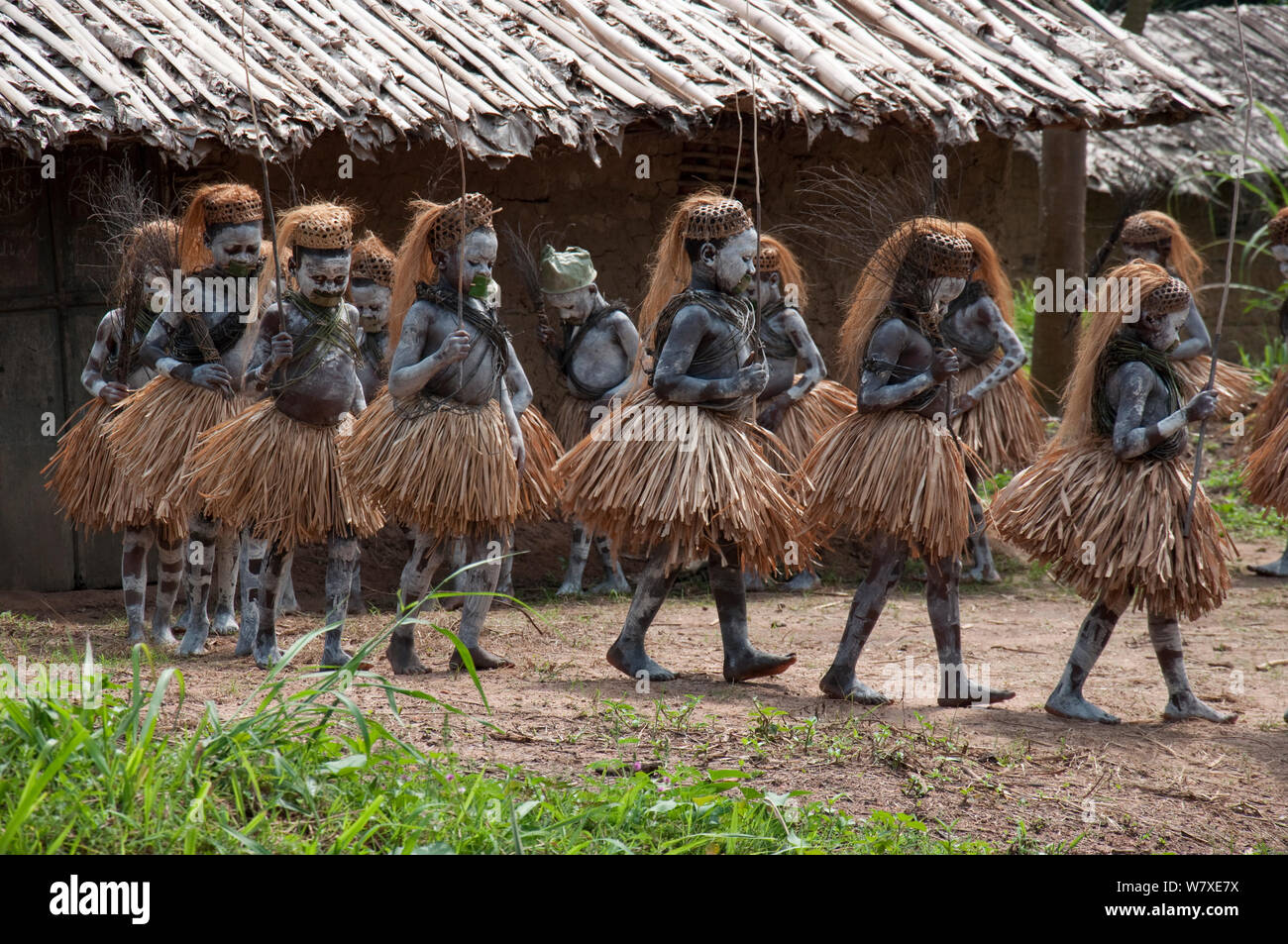 Mbuti hi-res stock photography and images - Alamy