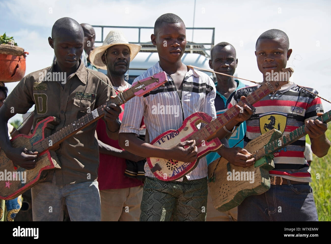 Home made musical instruments hi-res stock photography and images - Alamy