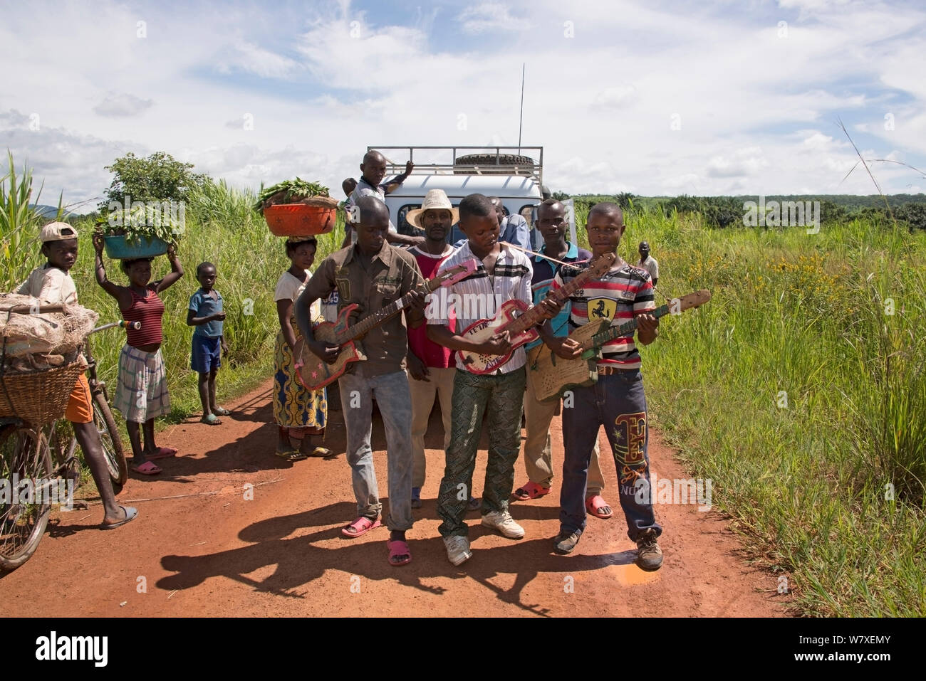 Home made musical instruments hi-res stock photography and images - Alamy