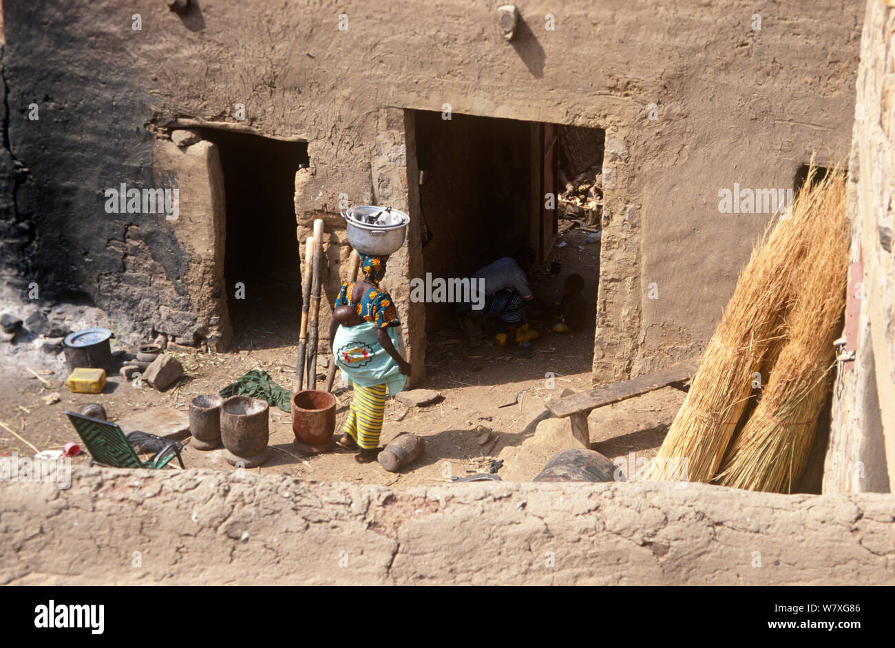 Mali family house hi-res stock photography and images - Alamy