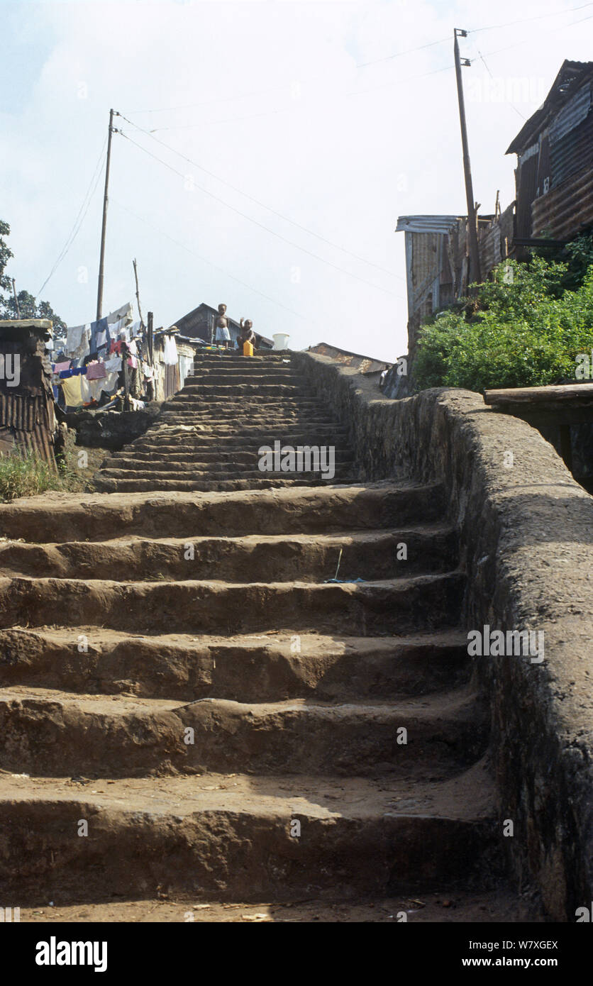 Freetown people hi-res stock photography and images - Alamy