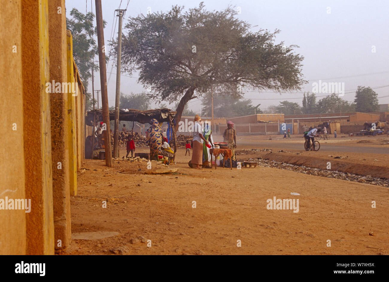 Niamey niger street hi-res stock photography and images - Alamy