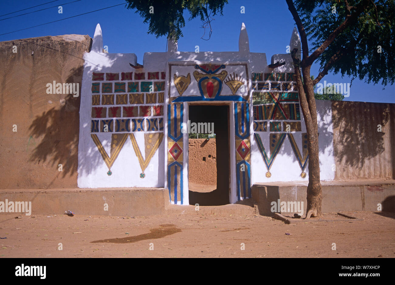 Hausa architecture hi-res stock photography and images - Alamy