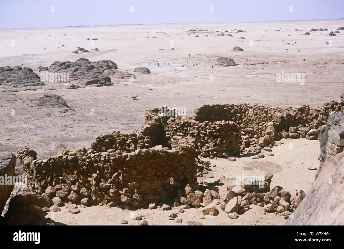 Ancient archeological ruins, northern Niger, 2005 Stock Photo - Alamy
