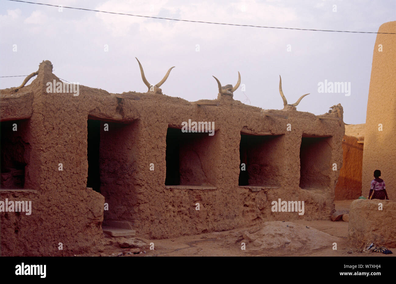Buildings on Agadez street, Niger, 2004 Stock Photo - Alamy