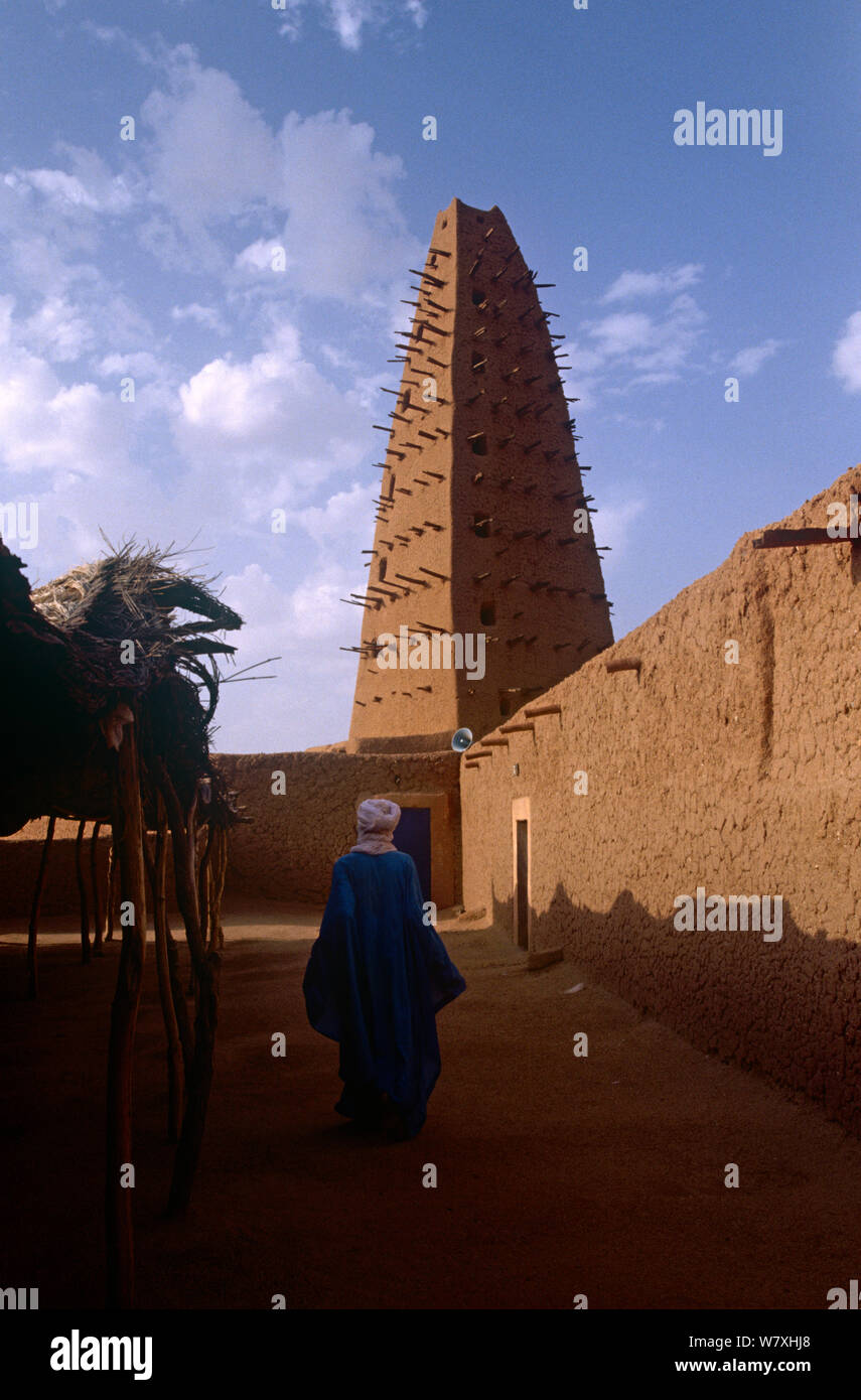 13th century Grand Mosque, built of clay, Agadez, Niger, 2004 Stock ...