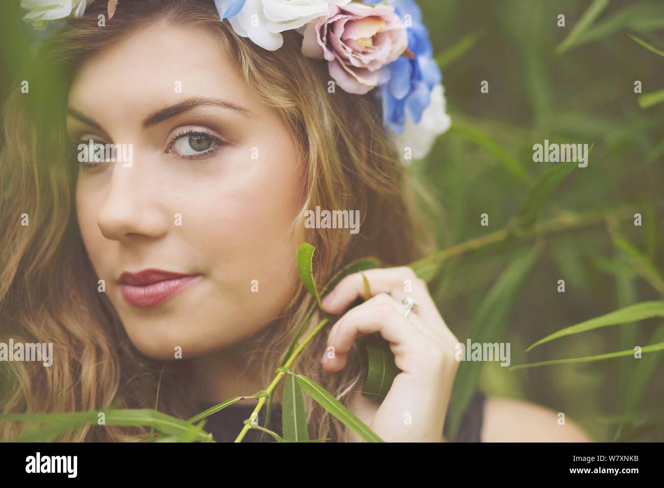 Portrait young beautiful woman close hi-res stock photography and ...