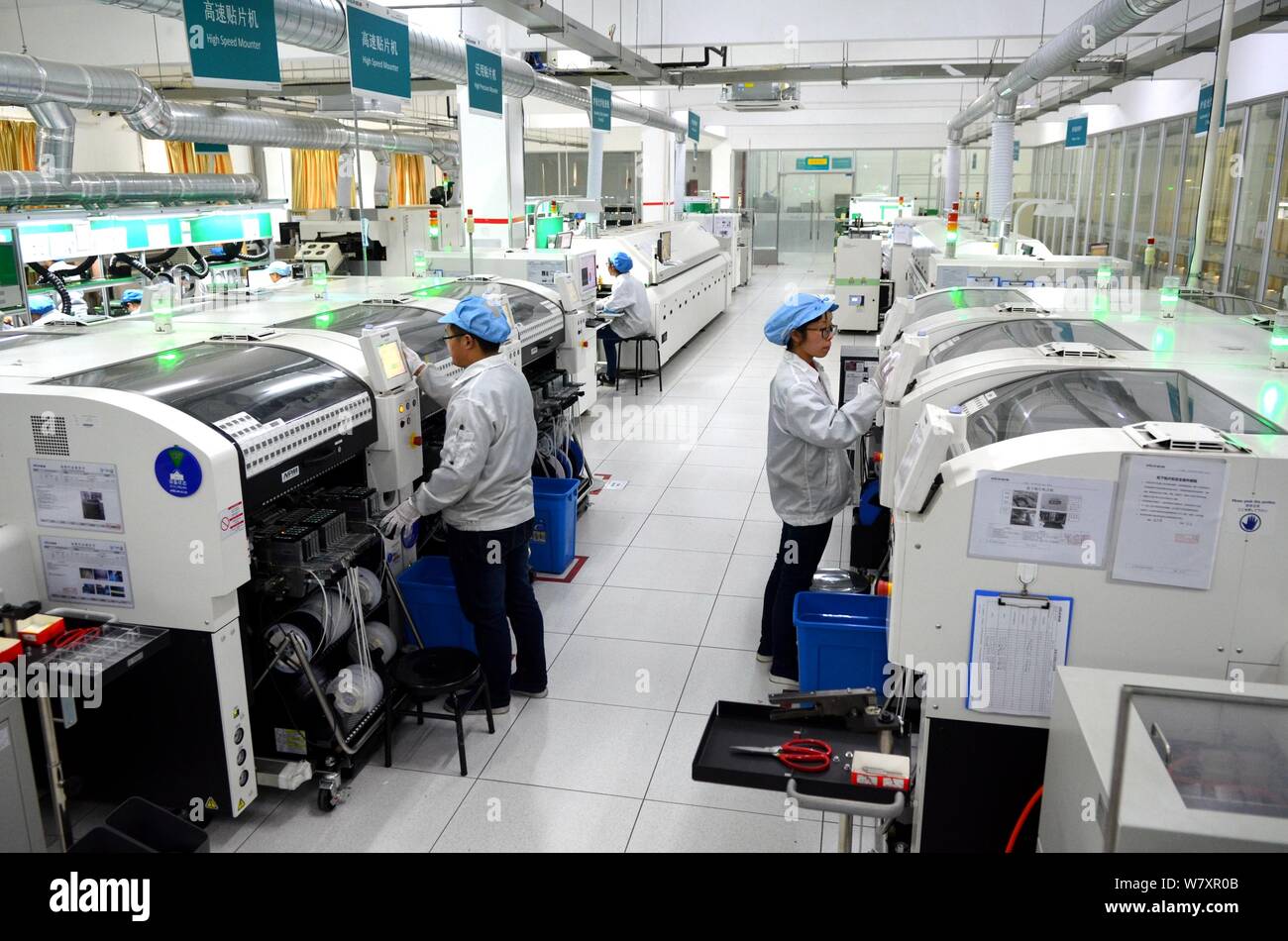 Factory elevator hi-res stock photography and images - Alamy