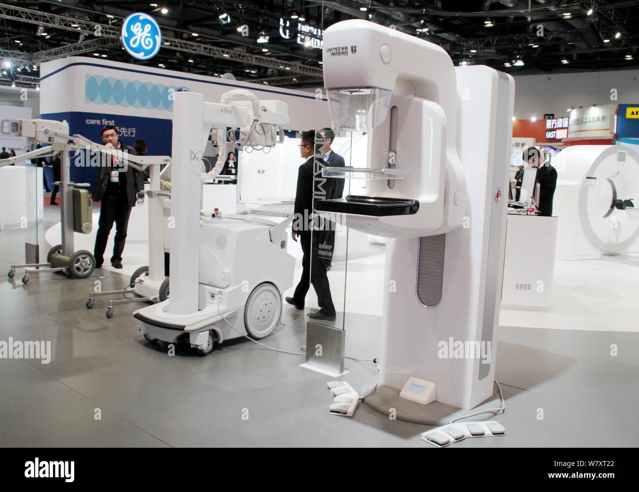 Ge healthcare hi-res stock photography and images - Alamy