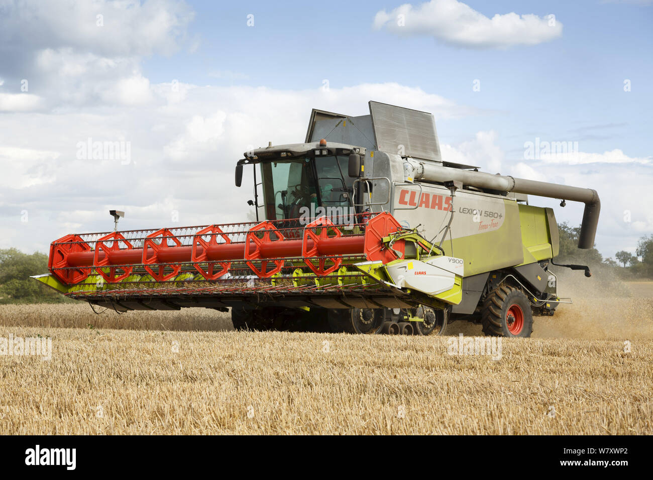 Claas combine harvester hi-res stock photography and images - Alamy