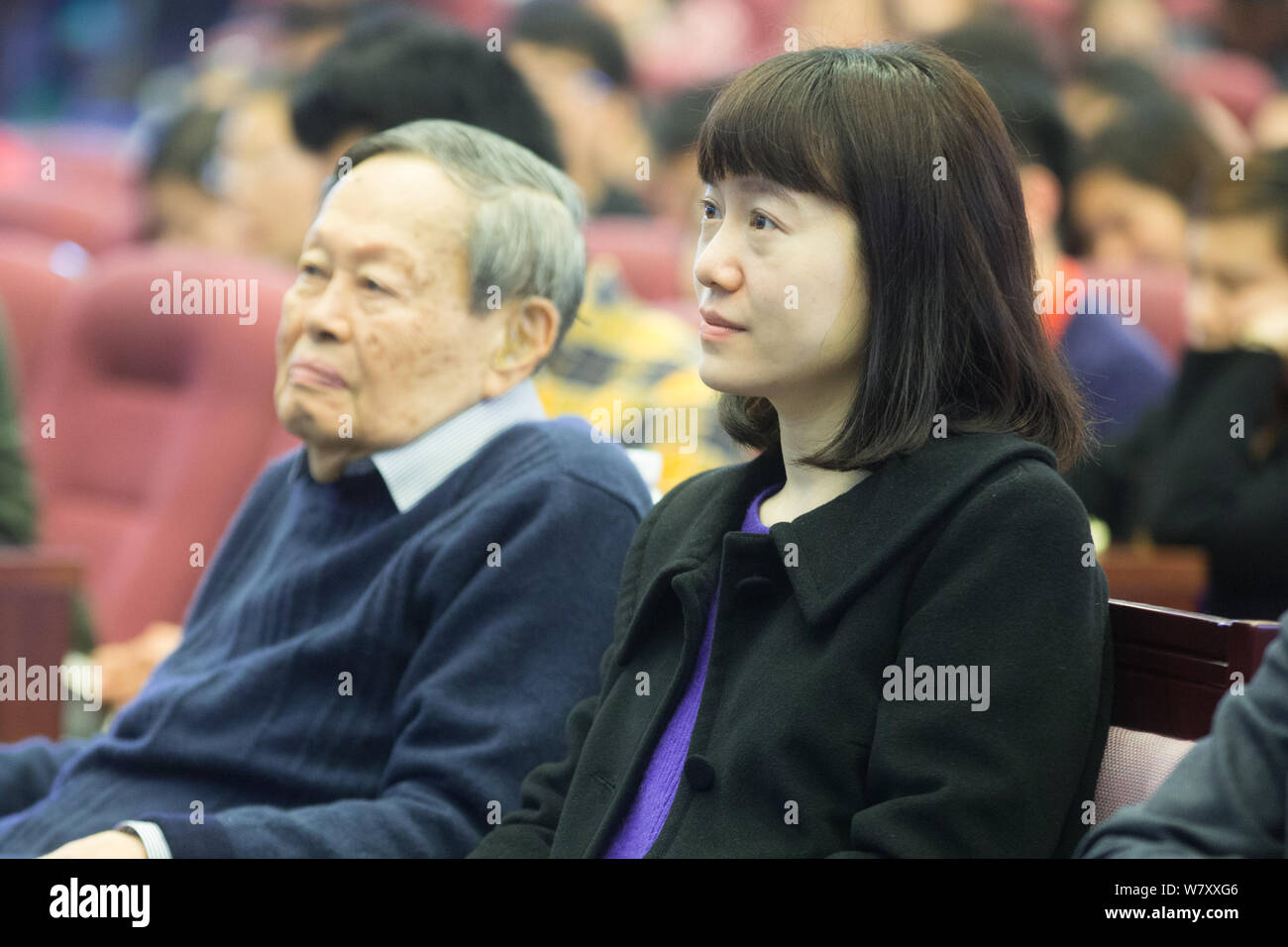 Chinese physicist Chen-Ning Yang, left, also known as Yang Zhenning ...