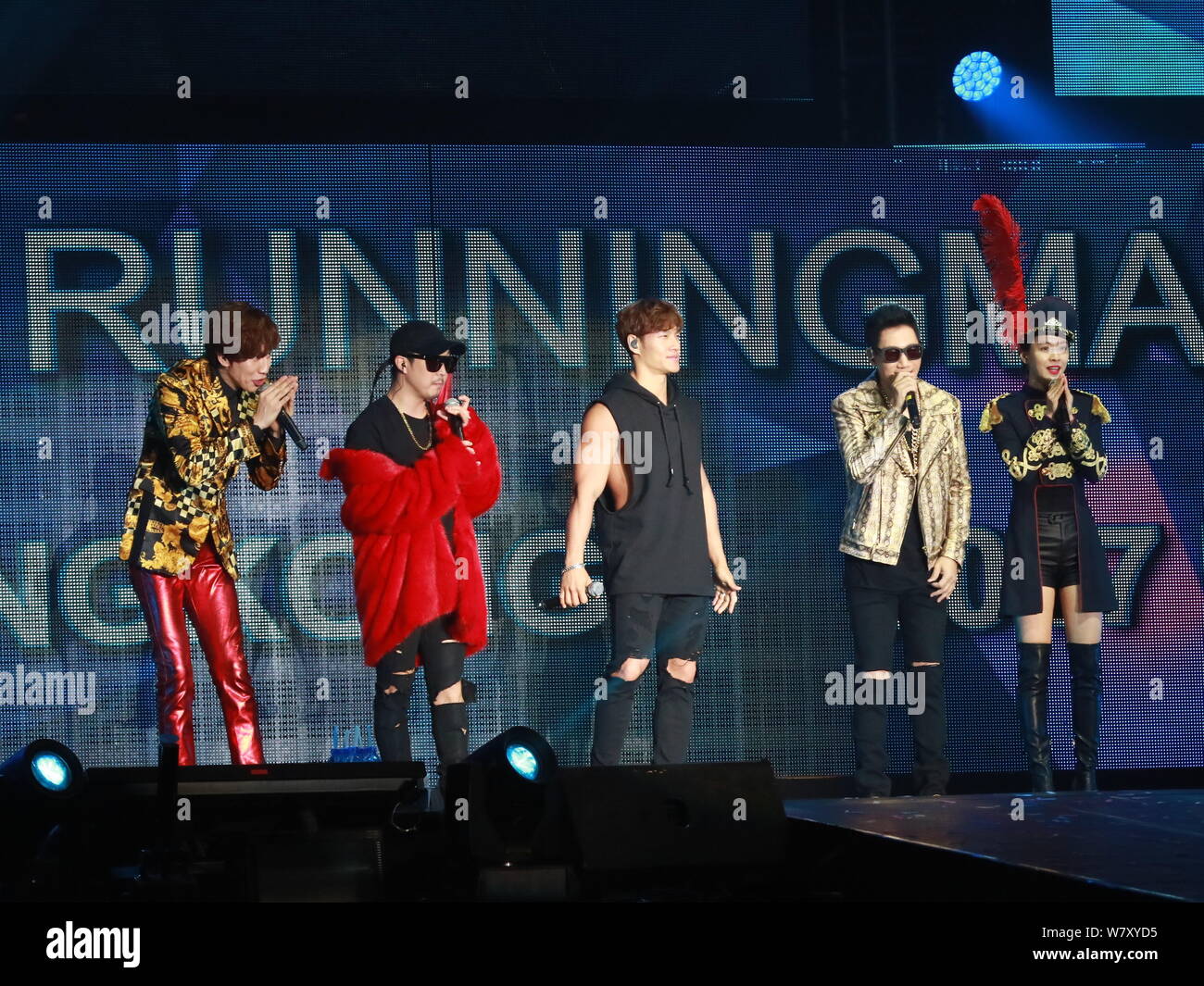 (From left) South Korean actor Lee Kwang-so, entertainer Ha Dong-hoon ...