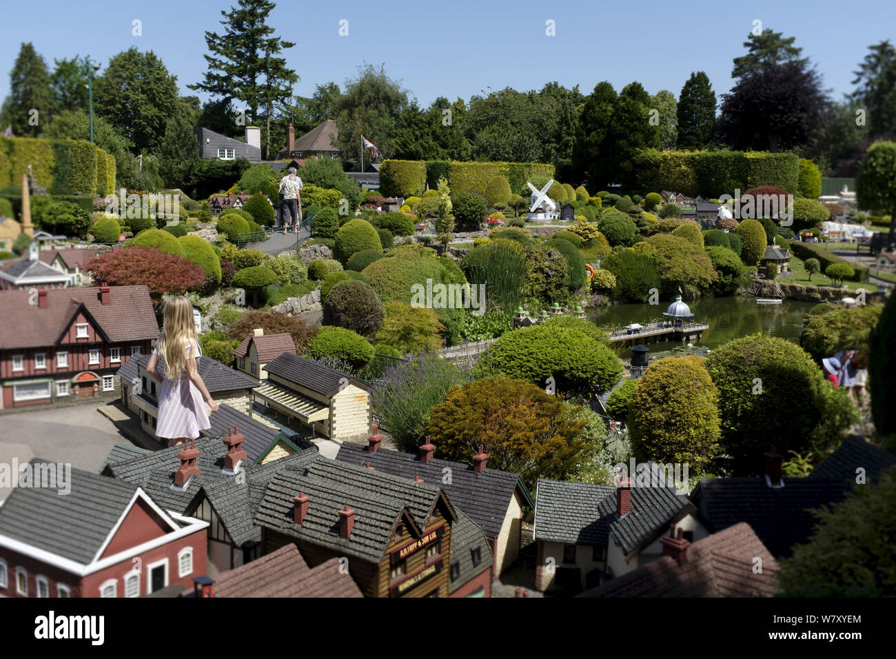 Preteens model hi-res stock photography and images - Alamy