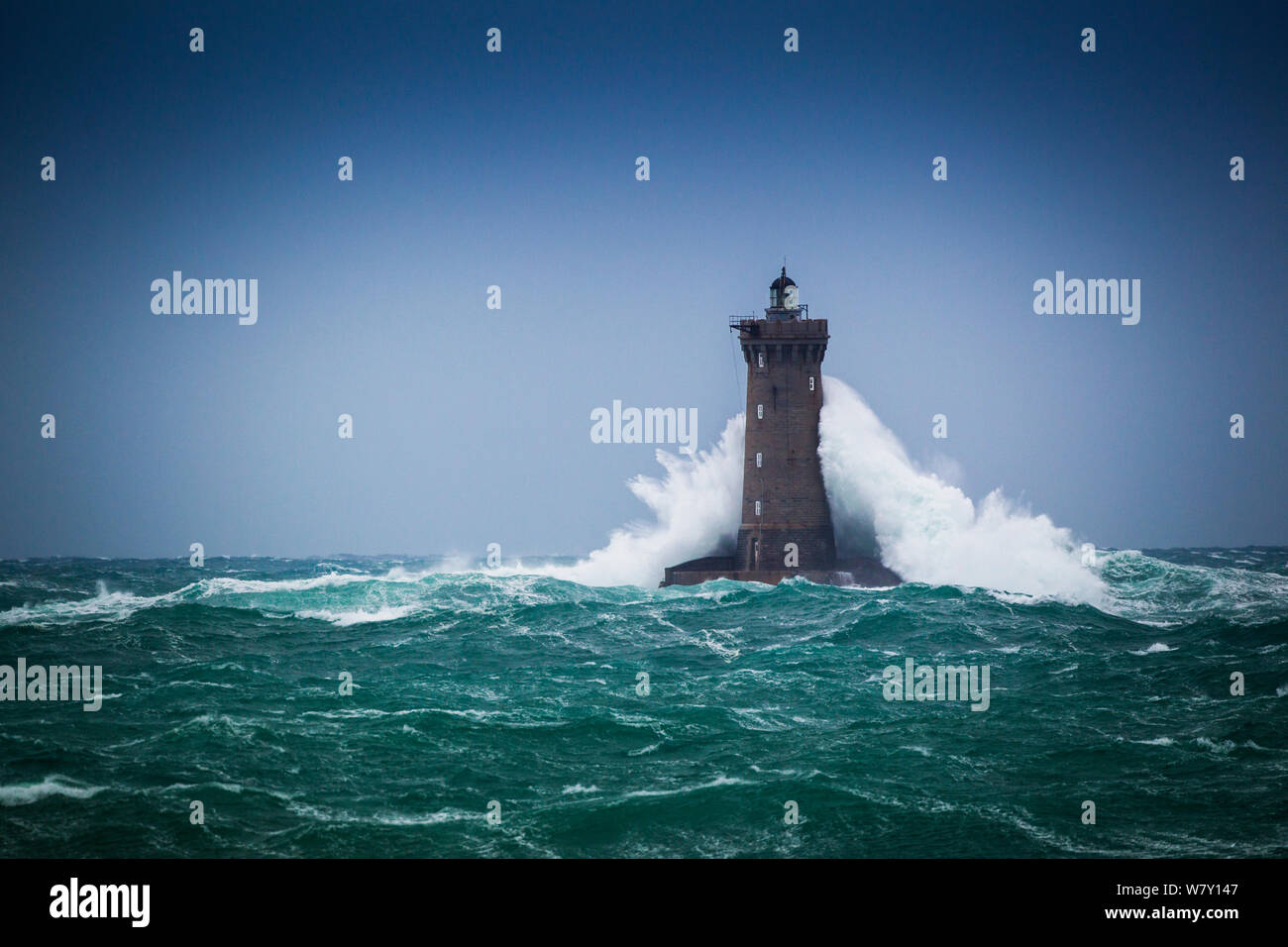Lighthouse bretagne storm hi-res stock photography and images - Alamy