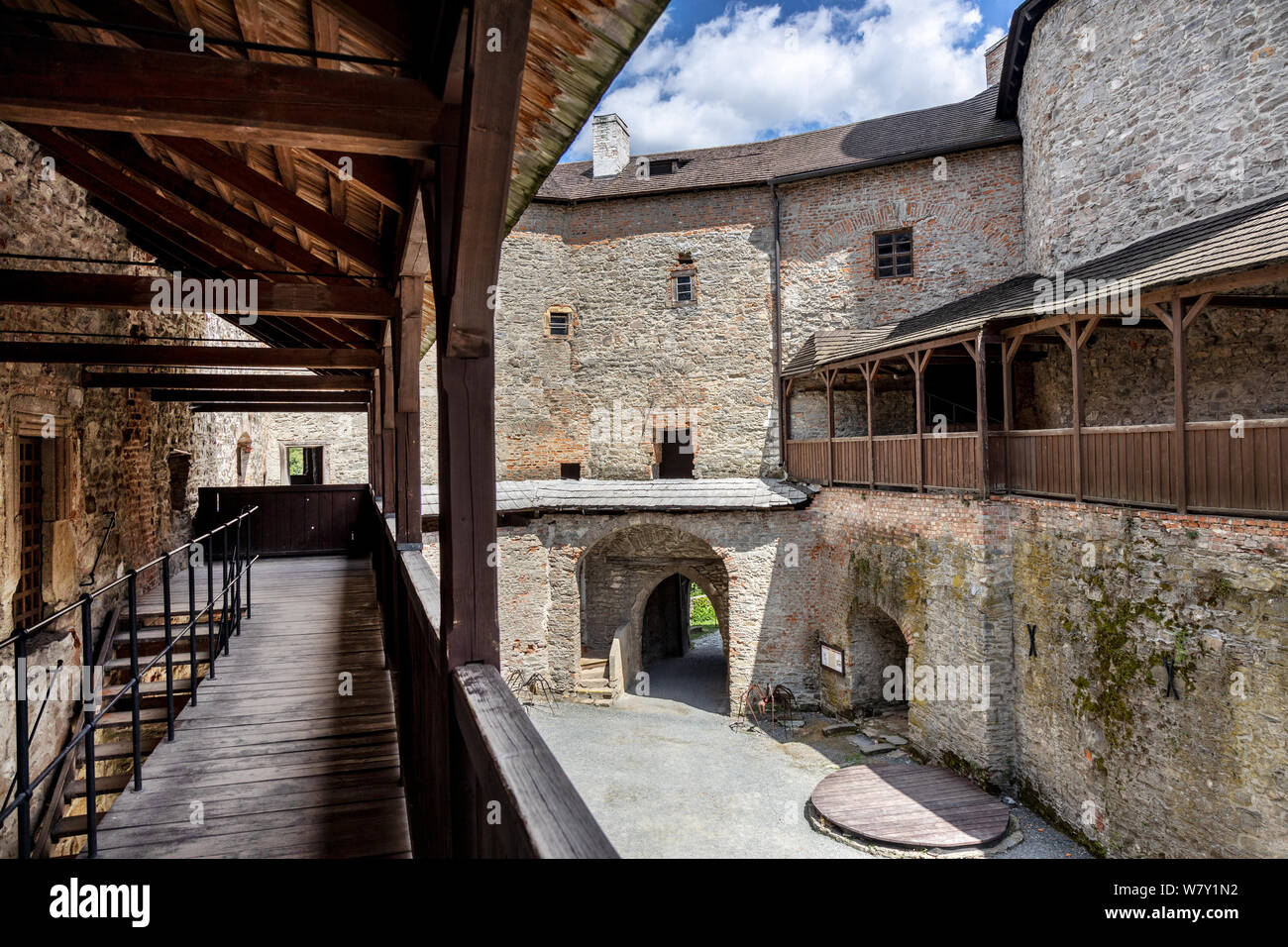 Hrad sovinec hi-res stock photography and images - Alamy