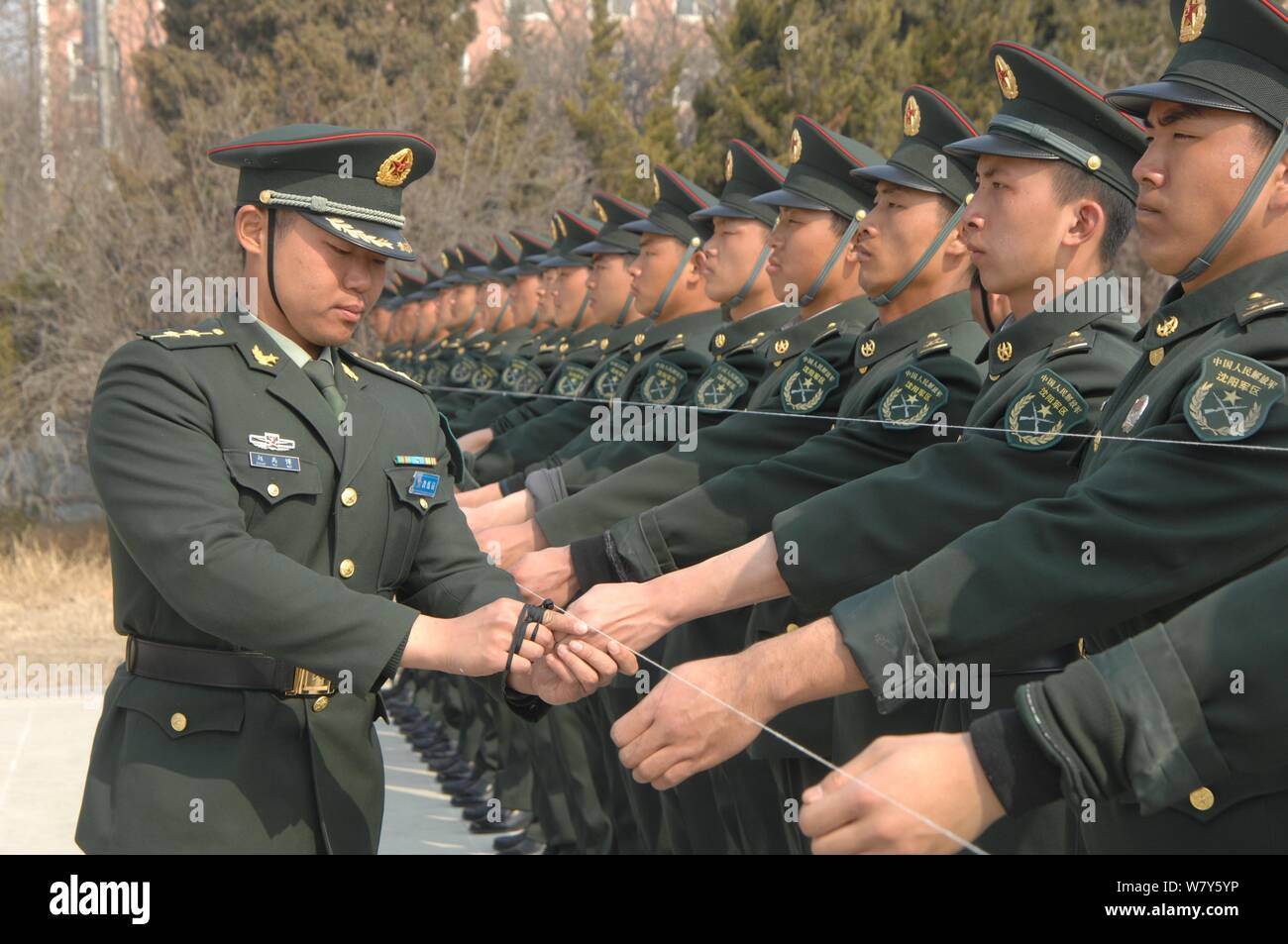 --FILE--Chinese soldiers of the PLA (People's Liberation Army) practise ...