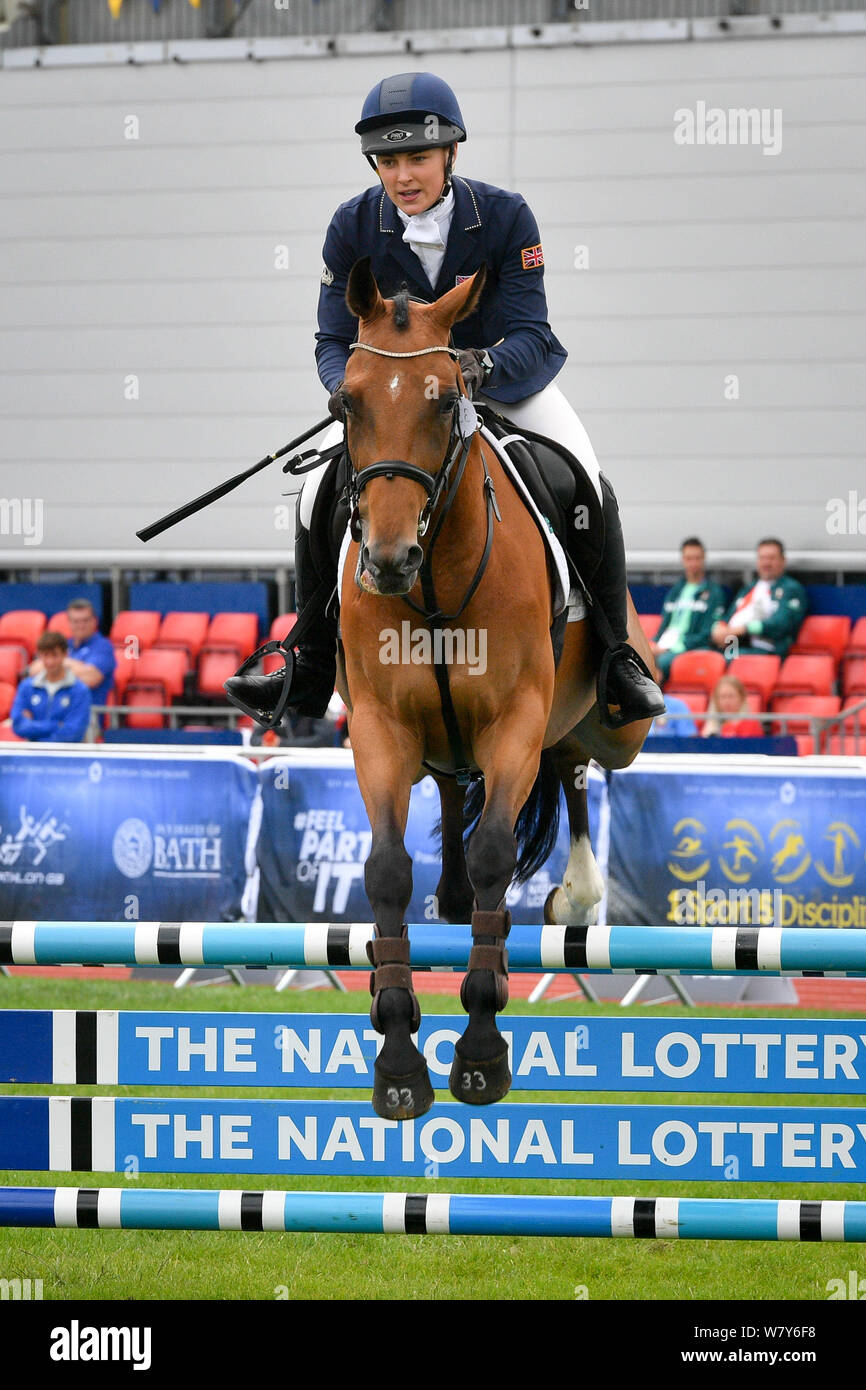 Great britains zoe davison jumps fence hi-res stock photography and ...