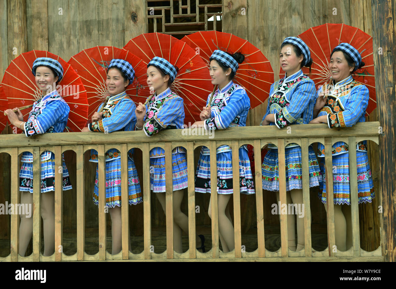 Buyei People High Resolution Stock Photography and Images - Alamy