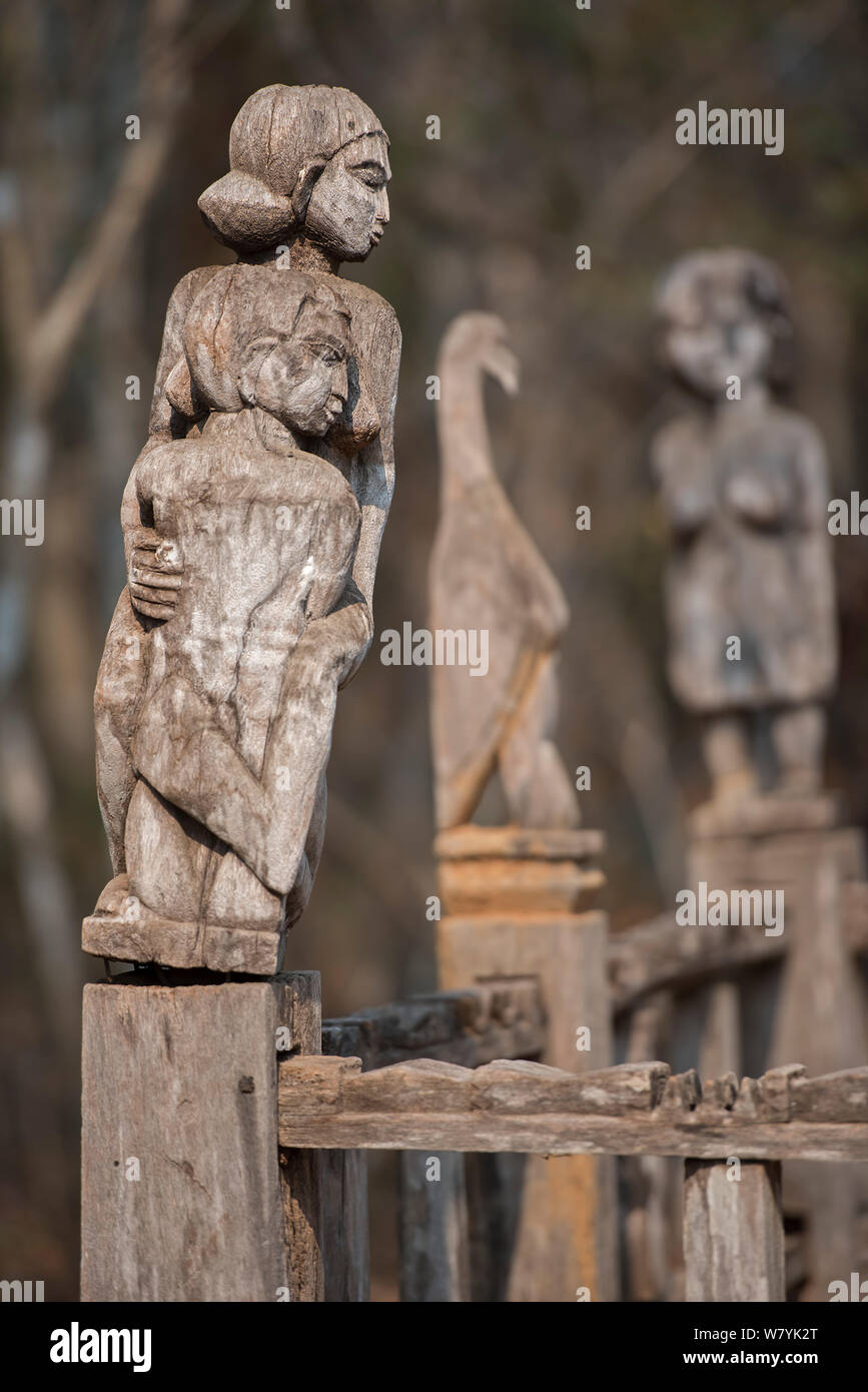 Wood carvings on Sakalava tomb (tomb on display) in Kirindy Forest ...