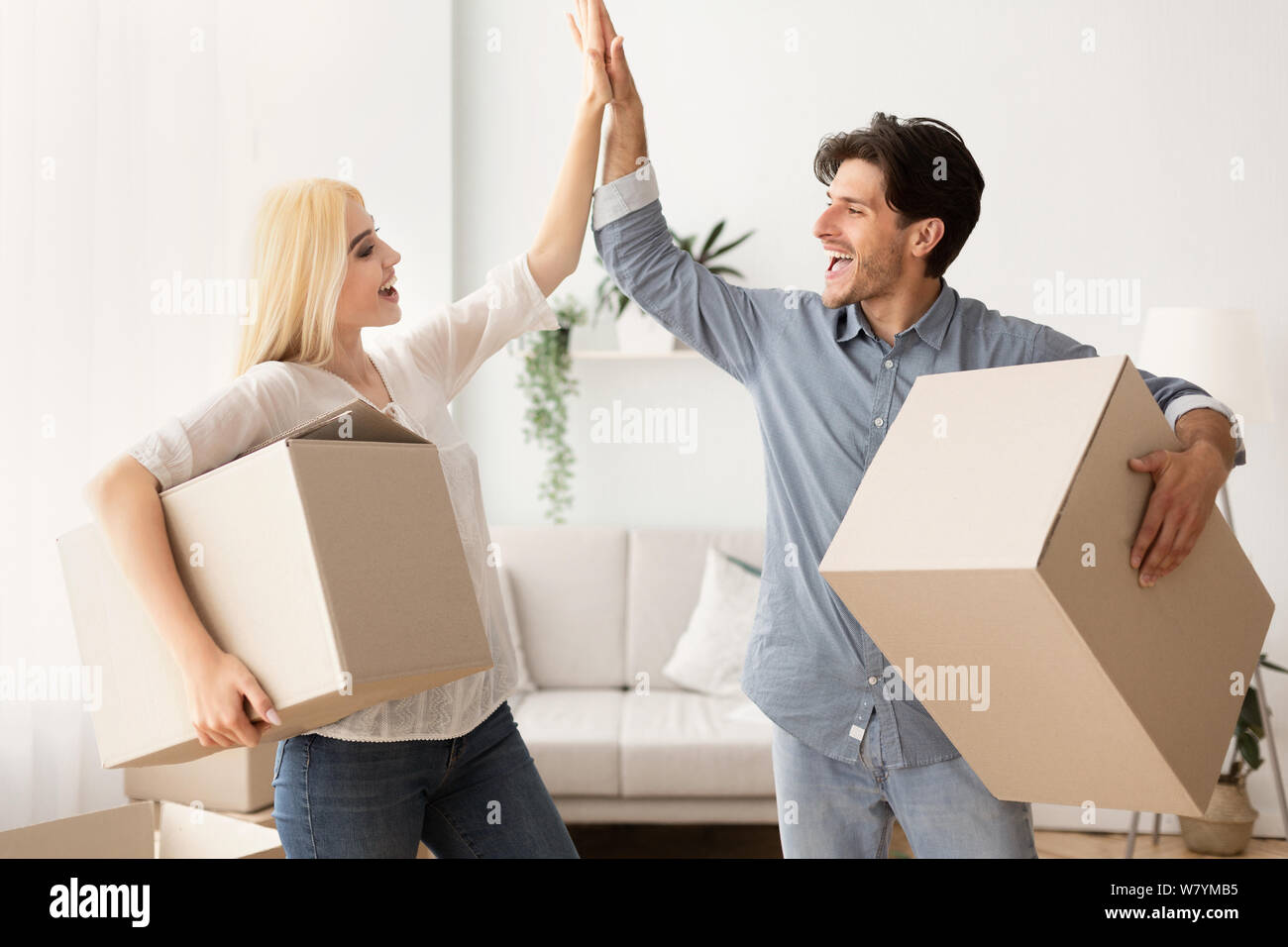 High five hi-res stock photography and images - Alamy