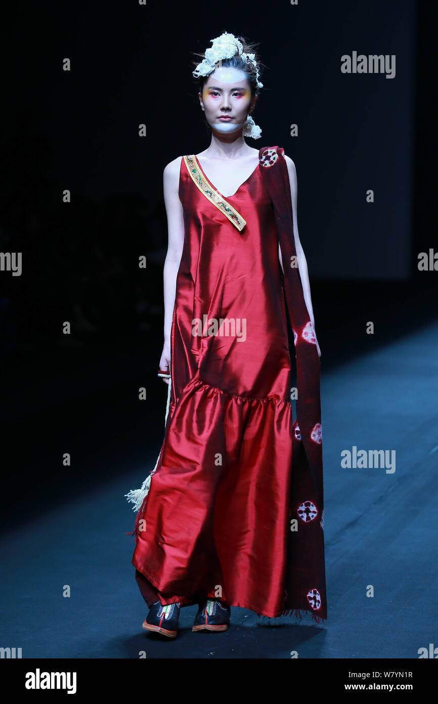 Models display new creations at the fashion show of AJ-NAMO during the ...