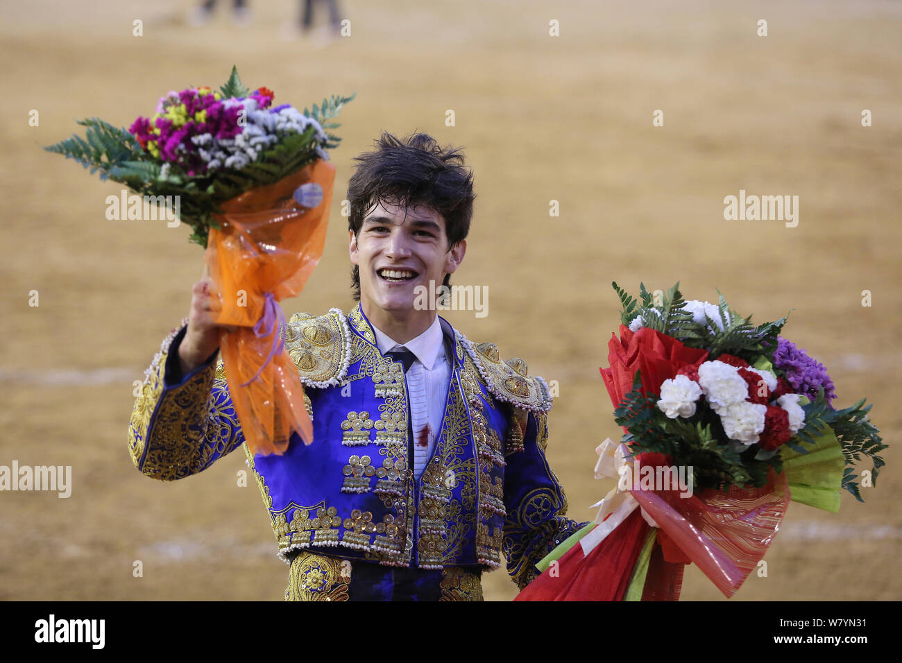 Bullfighter clothing hi-res stock photography and images - Alamy