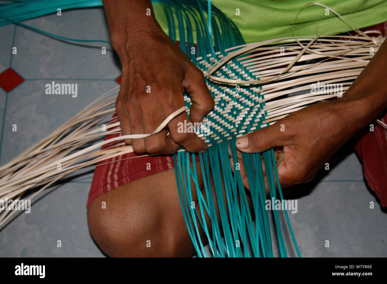 Asian weaver hi-res stock photography and images - Alamy