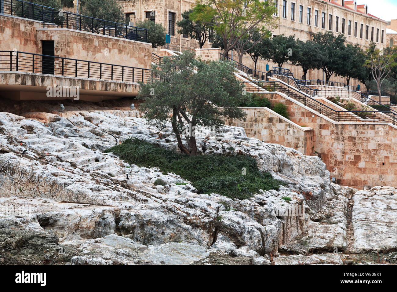 Beirut lebanon roman ruins downtown hi-res stock photography and images ...