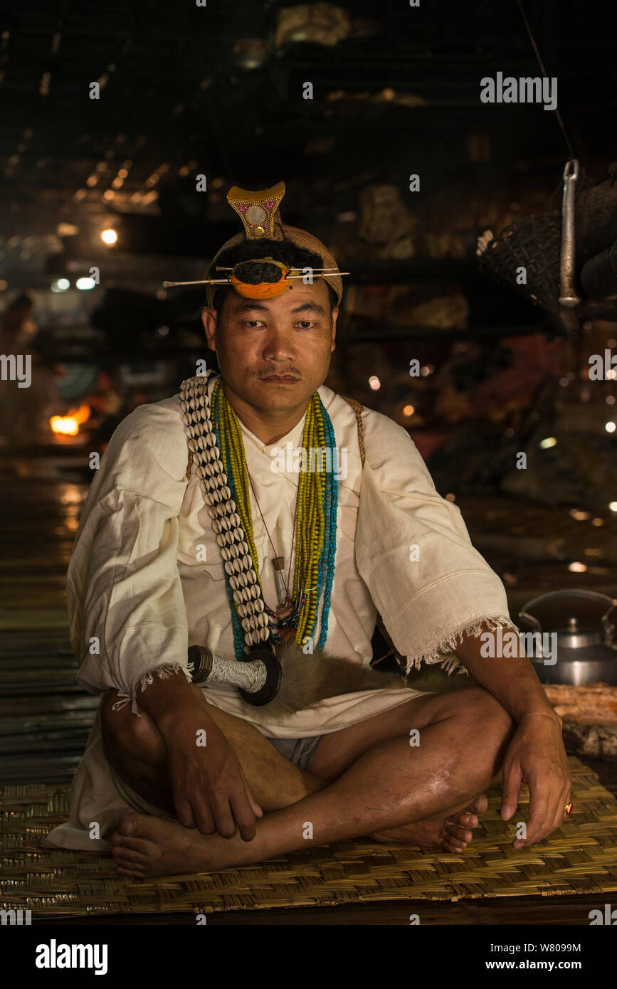 Inside traditional long house hi-res stock photography and images - Alamy