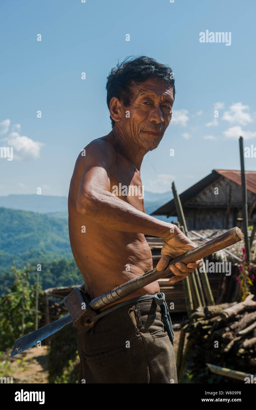 Traditional asian weapons hi-res stock photography and images - Alamy