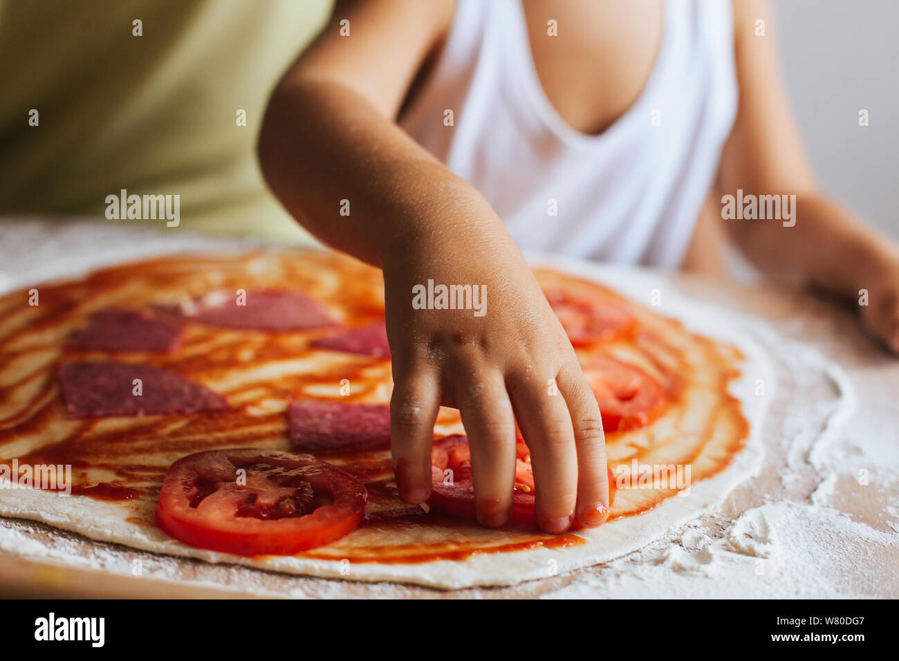 Funny dinner table hi-res stock photography and images - Alamy