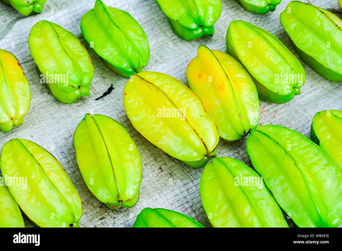 Fresh star fruit on display from fruit and vegetable market Stock Photo ...