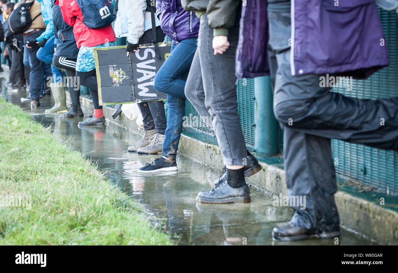 Immigration removal centre hi-res stock photography and images - Alamy