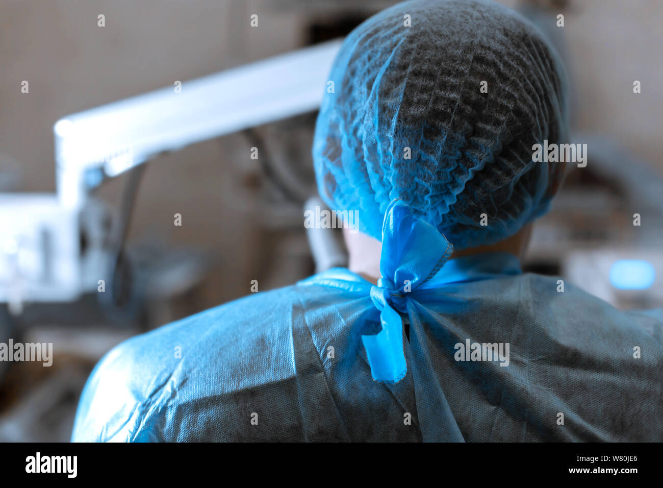 Asian scientist and laser hi-res stock photography and images - Alamy