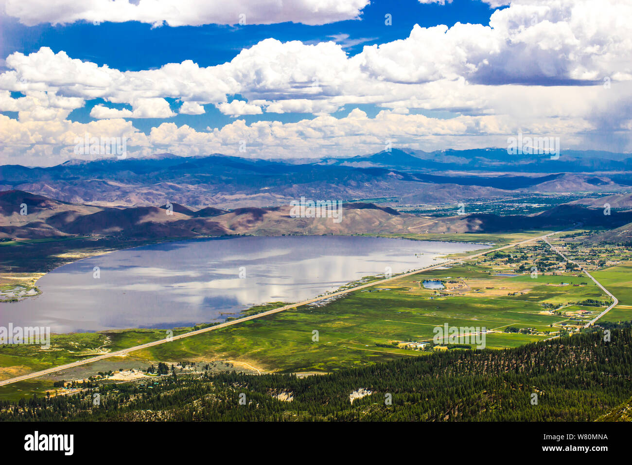 Expansive terrain hi-res stock photography and images - Alamy